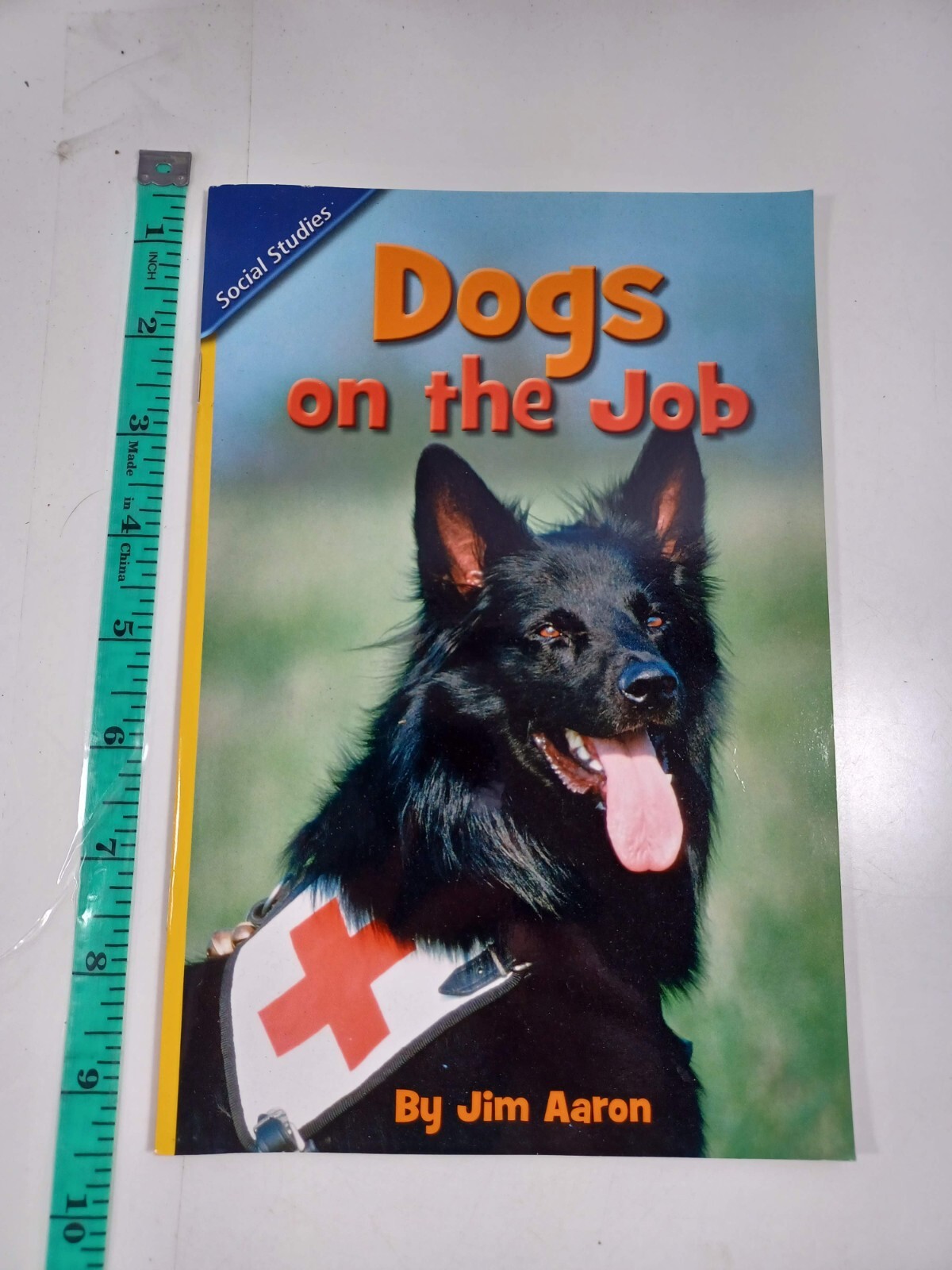 Reading 2011 Leveled Reader Grade 4. 2. 4 on-Level:dogs on the Job by ...