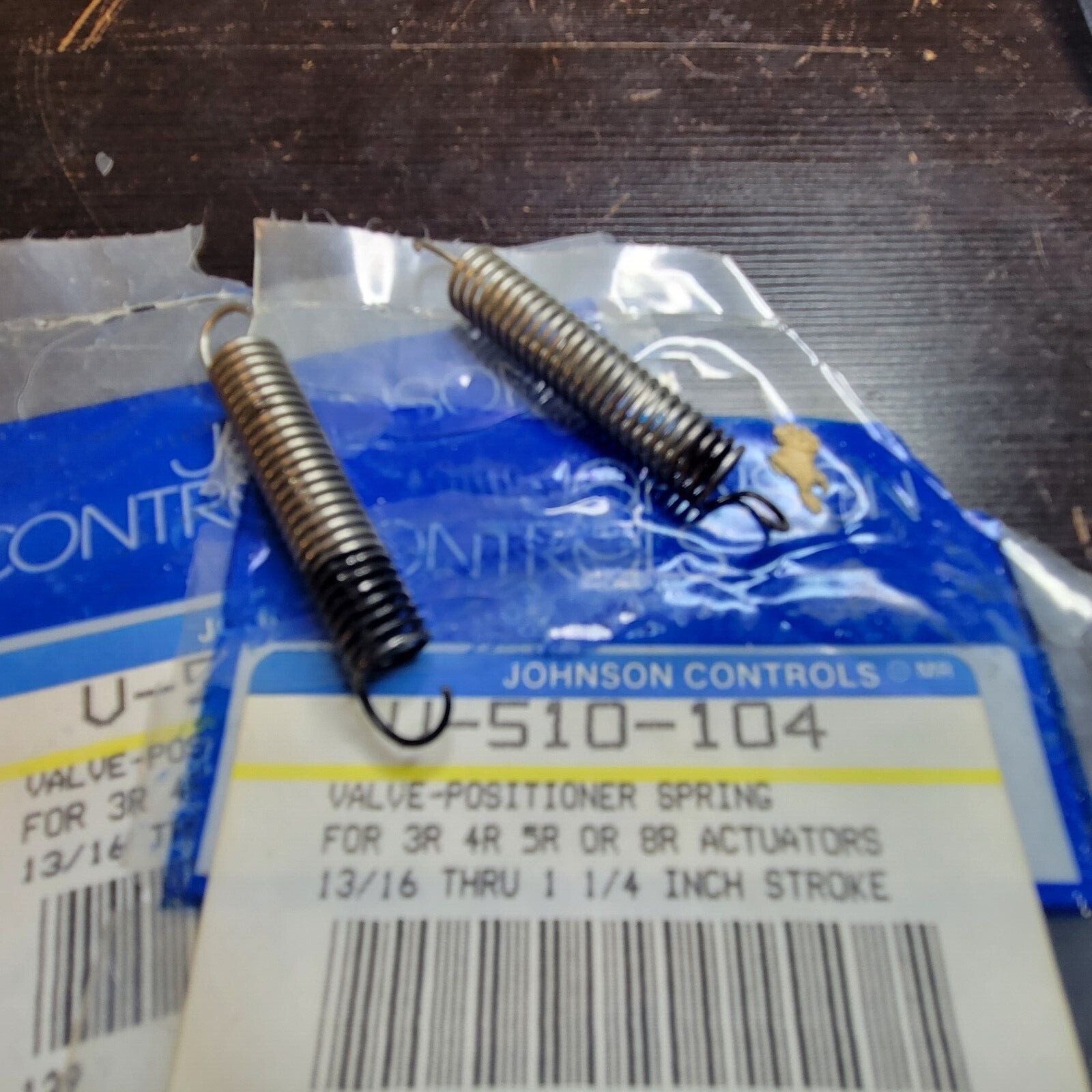 (2 PCS) V-510-104 VALVE POSITIONER SPRING JOHNSON CONTROLS 3R 4R 5R OR ...