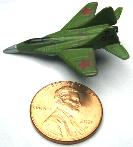 1989 FUNRISE MICRO MACHINES GREEN 1.5" MILITARY FIGHTER JET AIRPLANE 37 ...