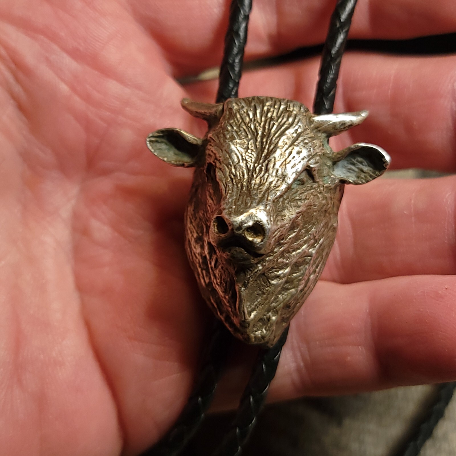 Old Navajo Sterling Silver & BRAHMA BULL Bolo Tie - Gem