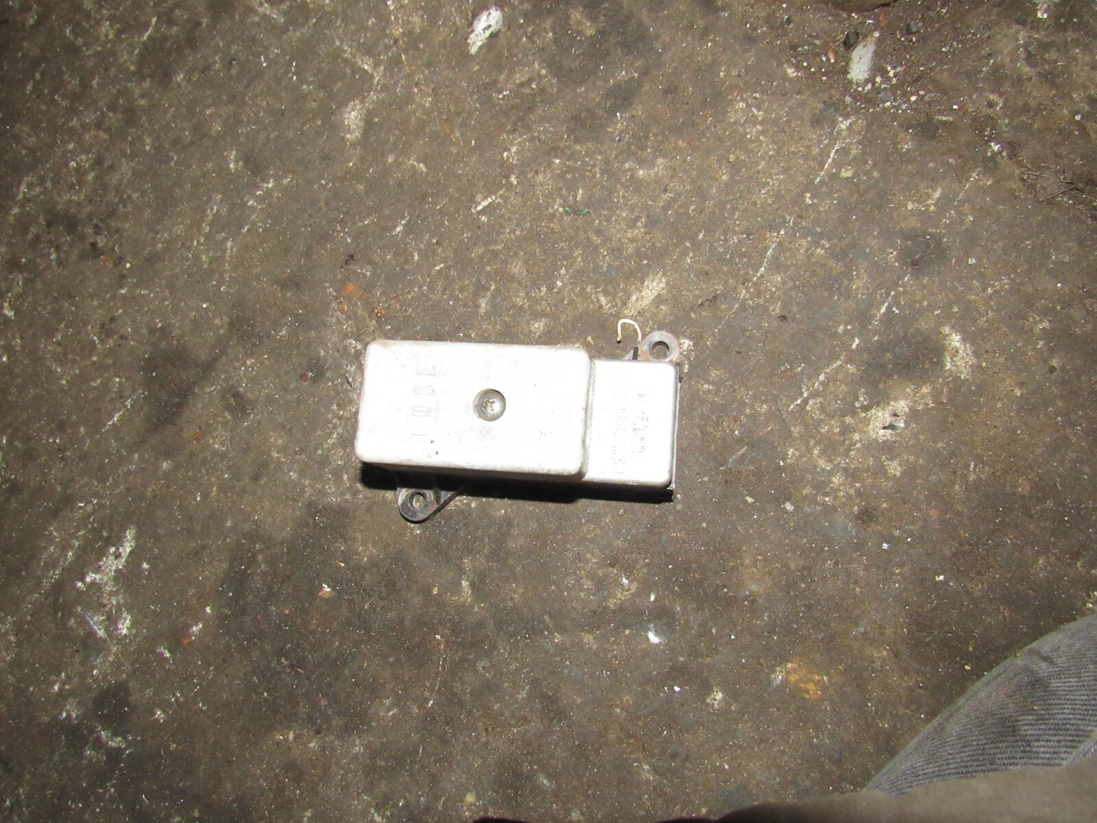 1983 suzuki gs750 t fuse box | eBay