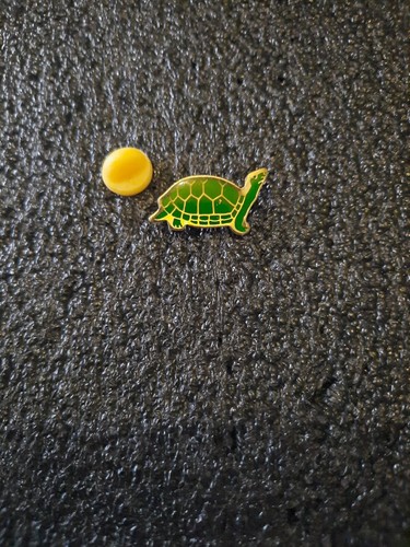 Pin's tortue turtle reptile vert carapace animal terre mer Pin Pins ...