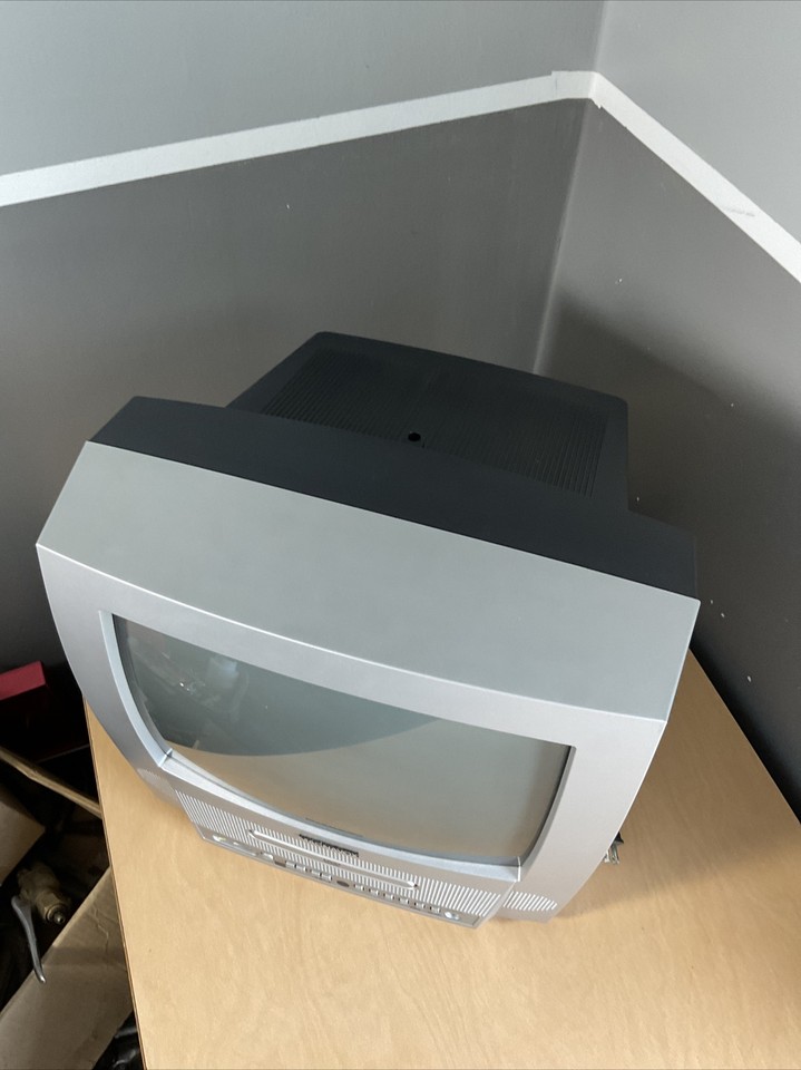 Vintage Retro Magnavox MSD513E 13" CRT TV & DVD Combo Gaming Television ...