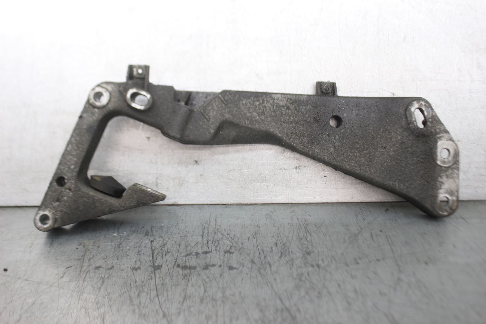 09-11 BMW E90 E91 E92 E93 AWD A/T TRANSMISSION MOUNT SUPPORT BRACKET ...