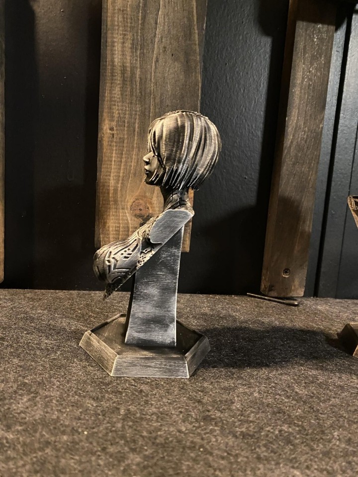 Halo Cortana Statue 6in | eBay