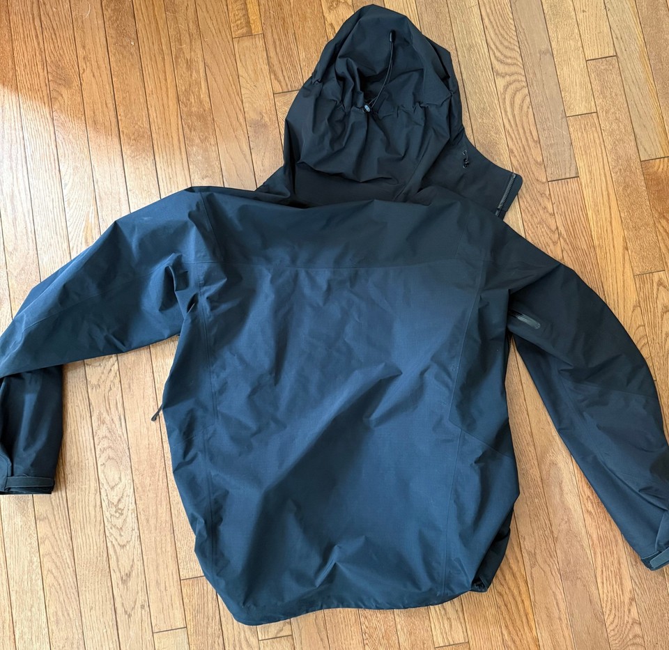 Arc’teryx Beta Lightweight Jacket - Black - Men's Large | eBay