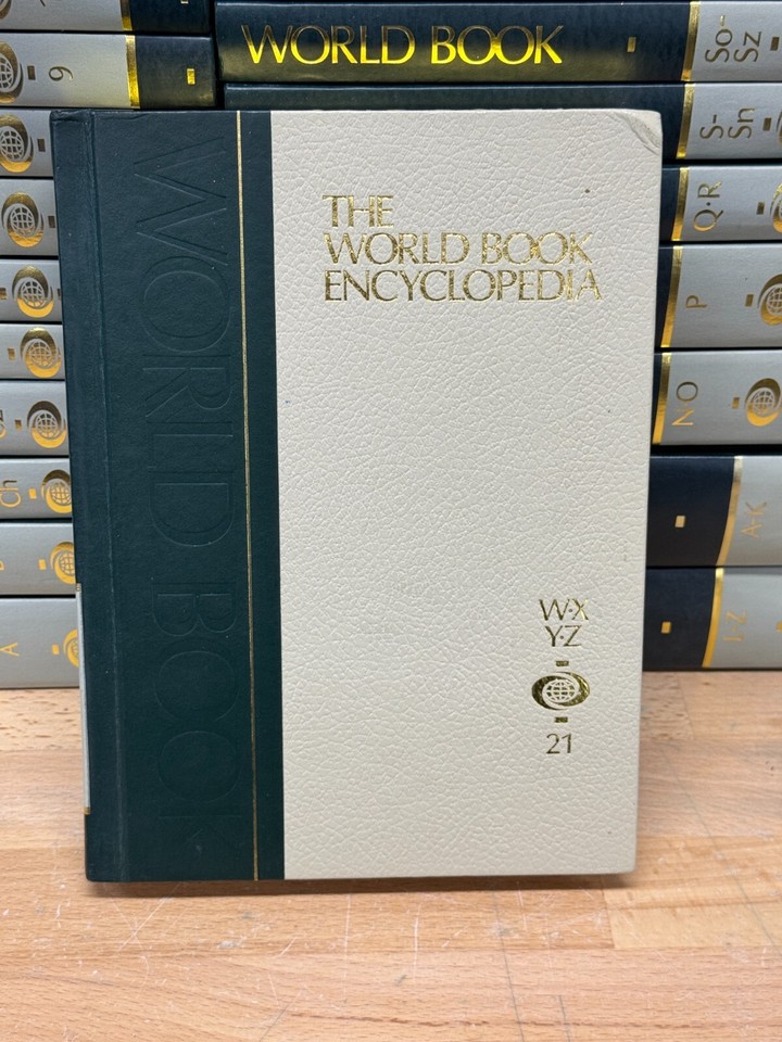 1989 The World Book Encyclopedia 22 Volume Complete Set PLUS 2 Vol ...