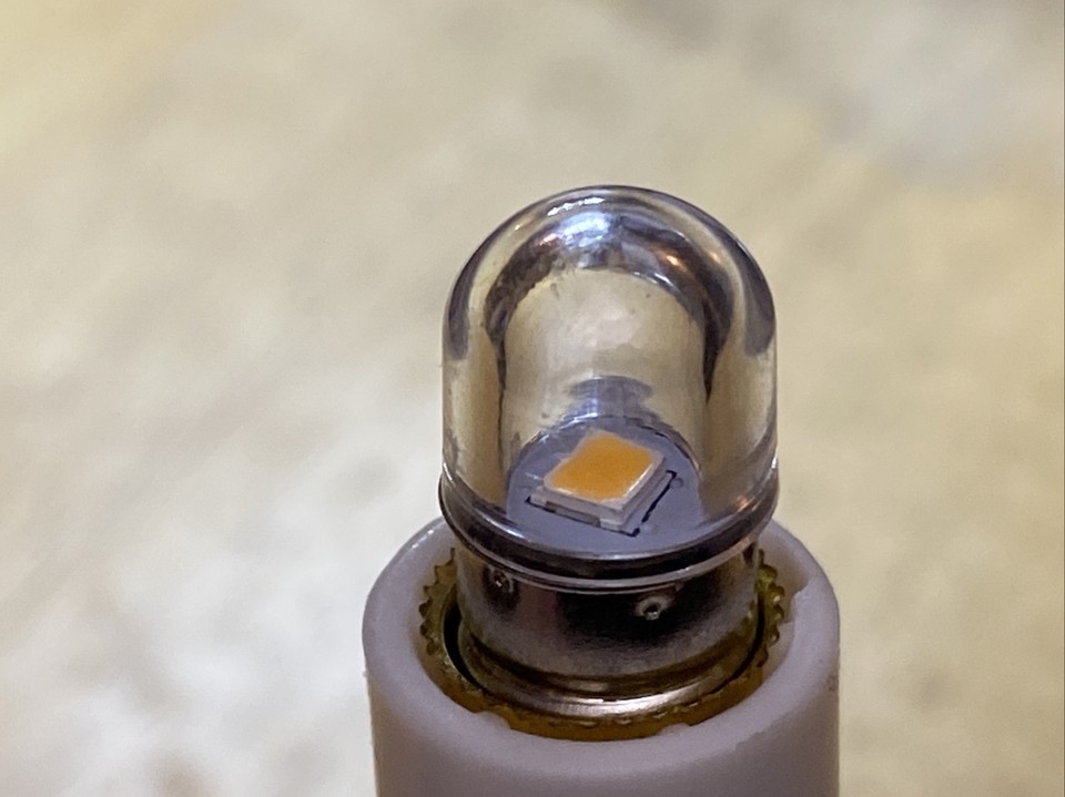 LED Bulb E10 Screw 12V 25mA 0.300W 100 Lumen 50k Hr Reversible-Pol ...