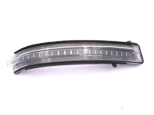 Genuine New NISSAN RIGHT WING MIRROR SIGNAL INDICATOR Qashqai J11 26160 ...
