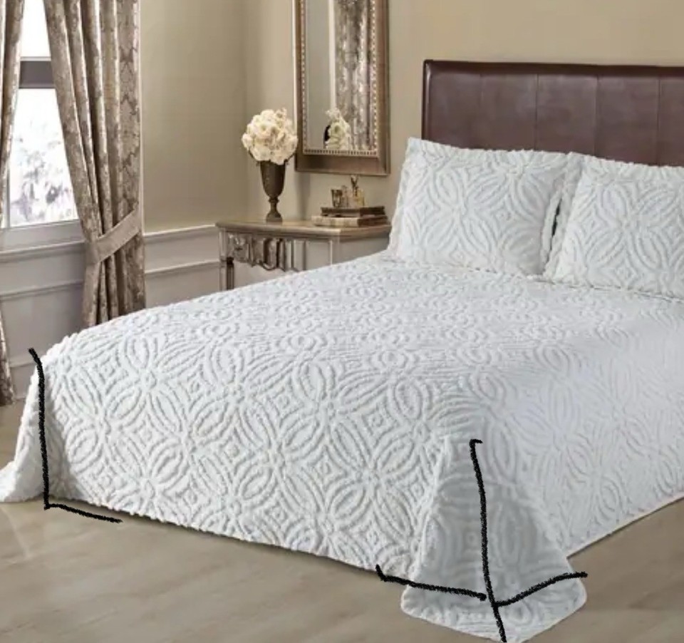 White Chenille Bedspread Split Corners Queen Size Alicia Wedding Ring ...