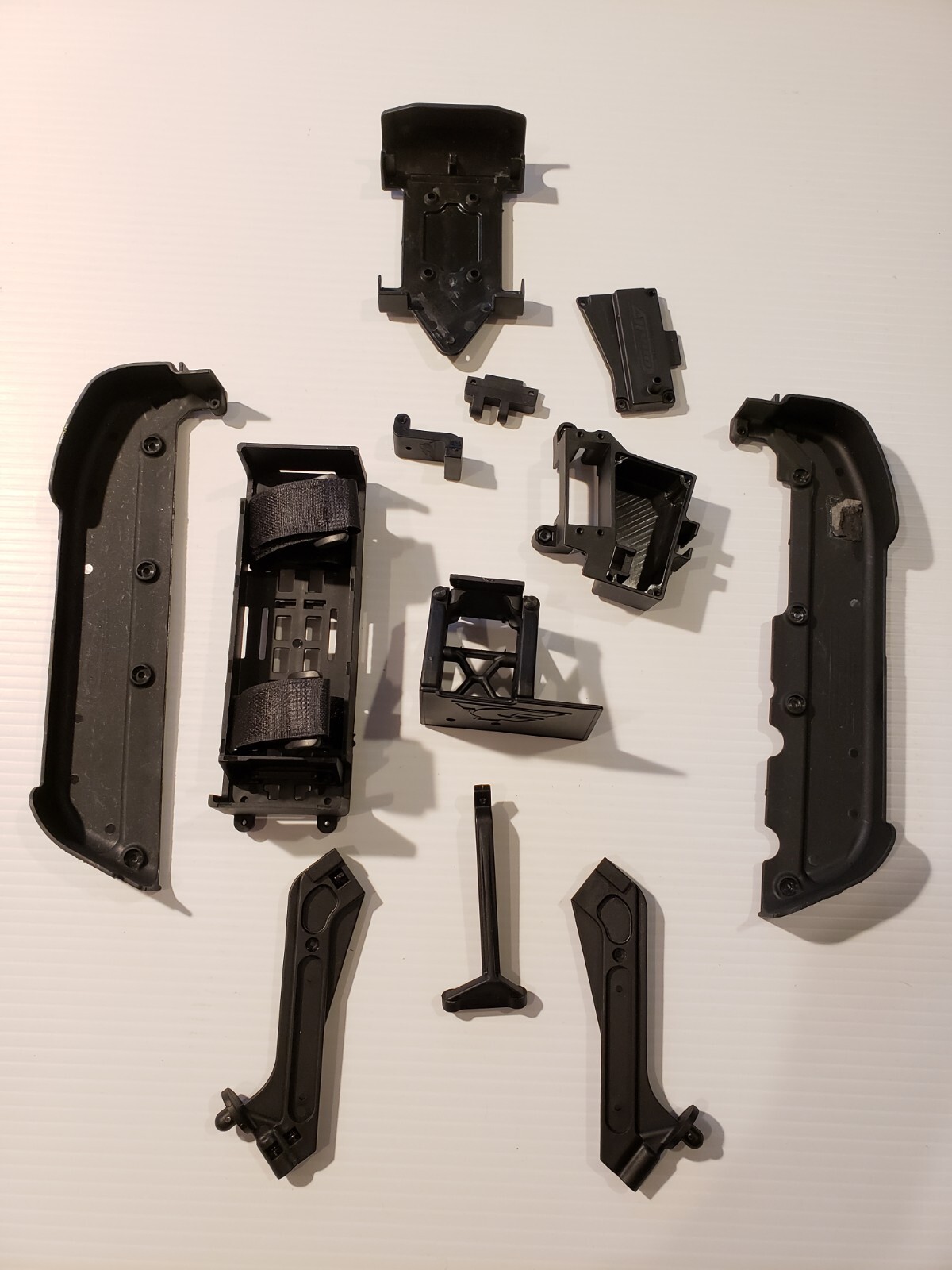 Team Corally Kronos 1:8 6S RC Monster Truck Parts - Braces Bumper ...