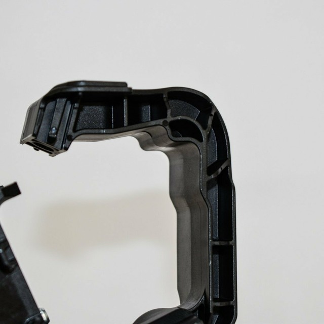 Mercedes-Benz GLC X253 Coolant Radiator Bracket Holder OEM A2535010520 ...