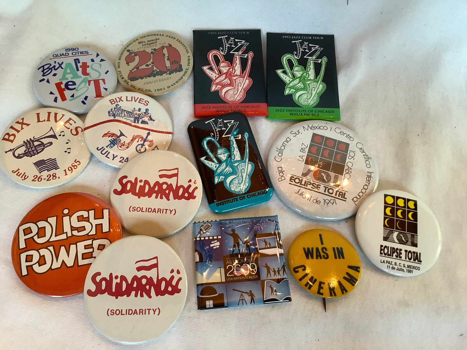 Vintage Lot 14 Buttons Pins Chicago Bix Jazz Mexico Eclipse Polish ...