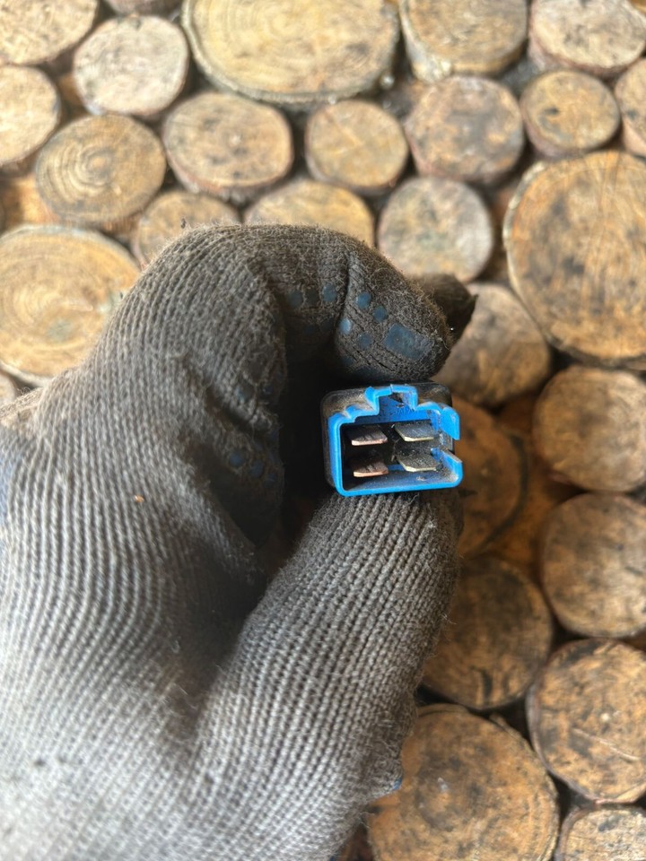 Yamaha XJ900 4BB 83-94 Relai Relay Omron 4u8-02 2 | eBay