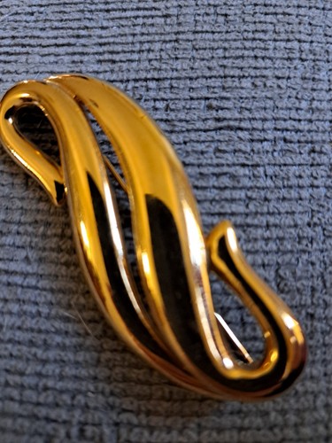 Monet Brooch Gold Tone Swirl Fashion Lapel Pin 2.5 Inches | eBay