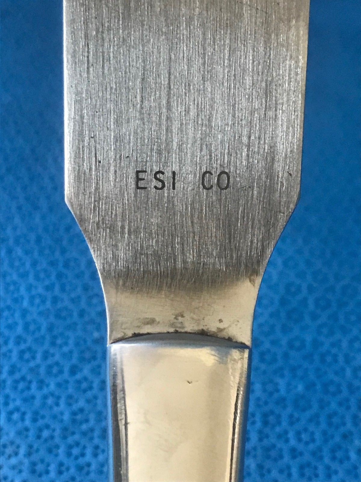 Esi Lighted Retractor | Shelly Lighting