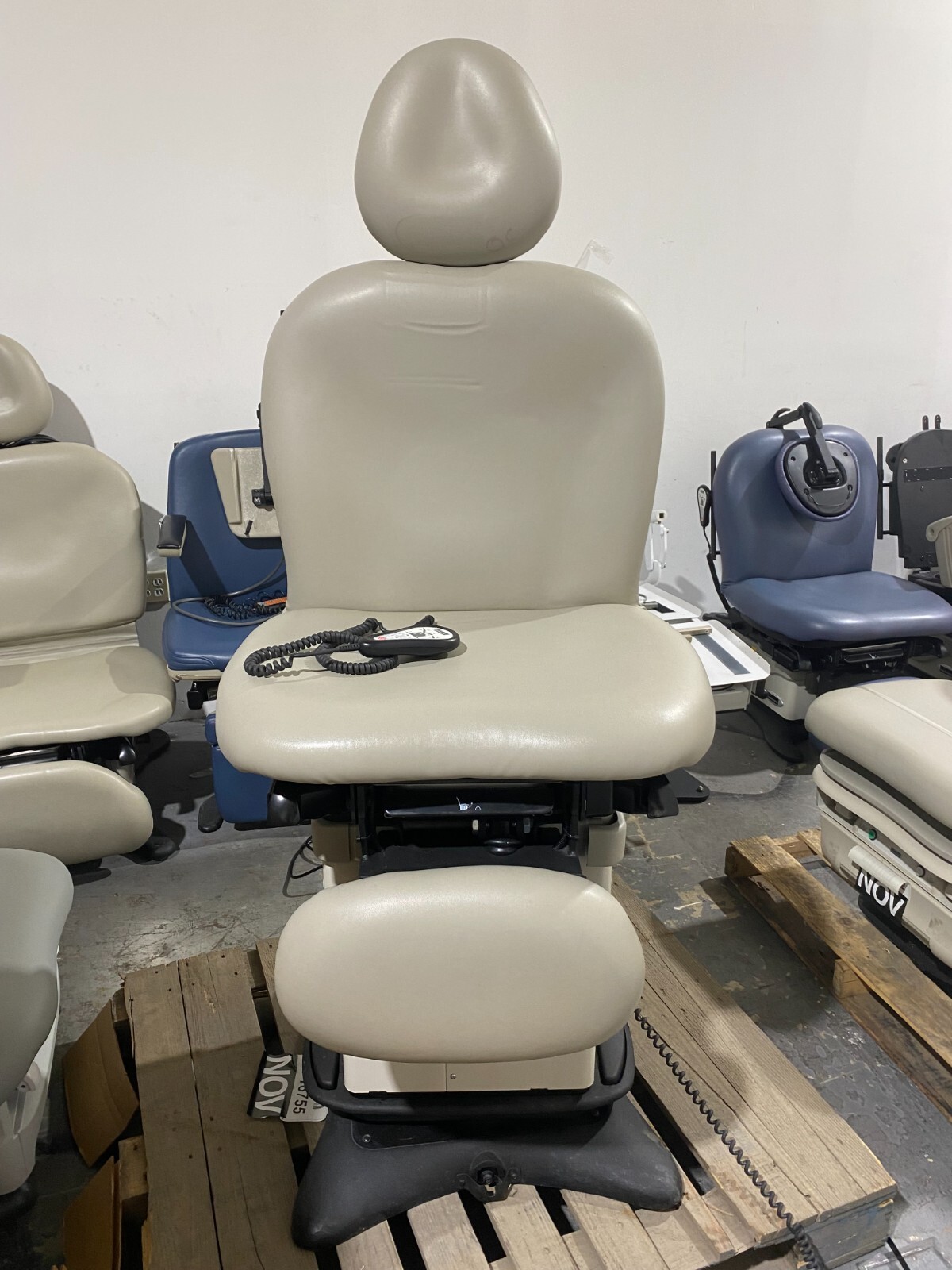 Midmark 630 Programmable and Swivel With hand control | eBay