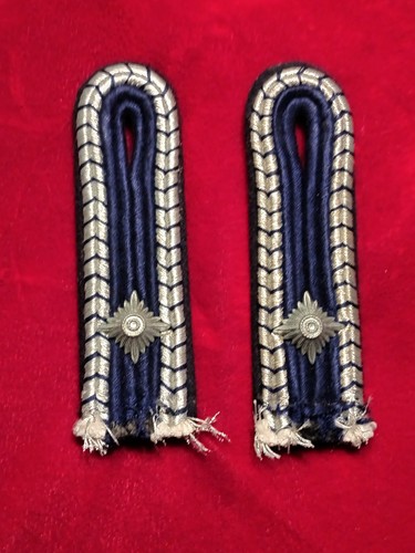Matching Pair German Shoulder Boards Blue & Silver Bullion weave & rank ...