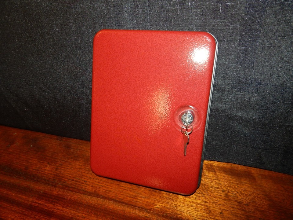 Auto Dealers, Contractors, or Property Management, Key Lock Box. 25 key ...