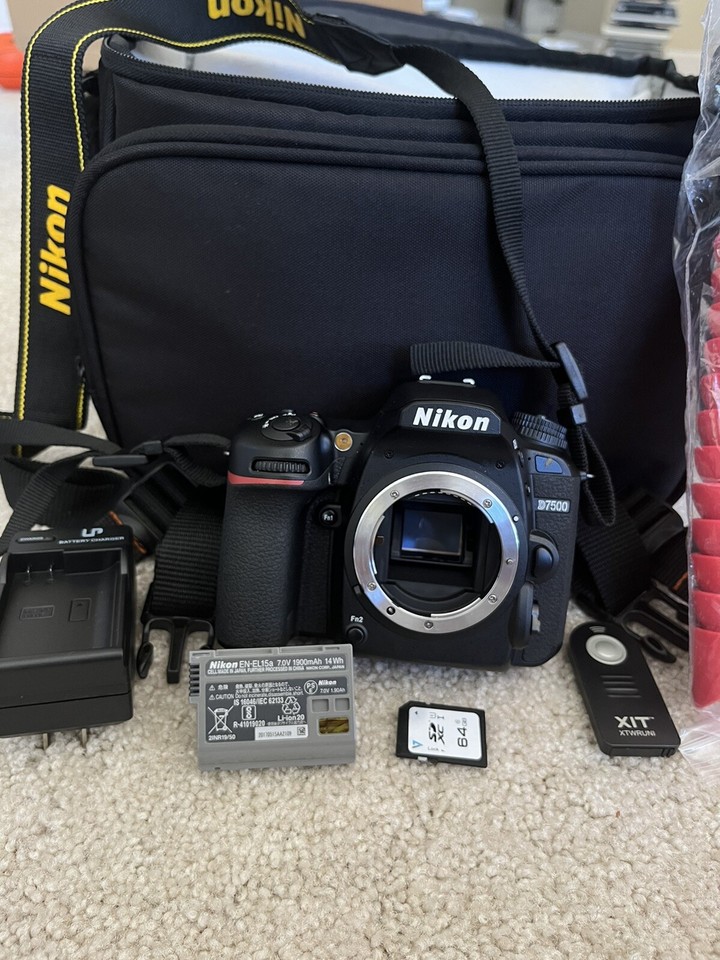 Nikon D7500 Camera/Case/Stand/Battery/Sim Card/Remote (LOW SHUTTER ...