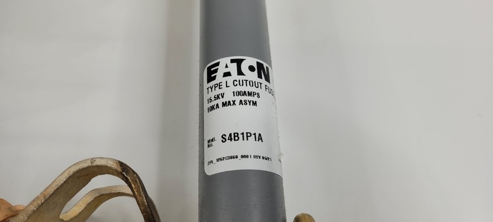 EATON COOPER S4B1P1A POLYMER 100A TYPE L FUSE CUTOUT 15.5kV 100AMP NEW ...