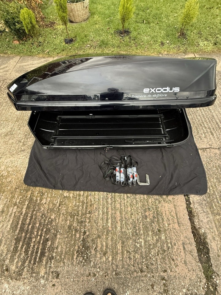 Black Gloss Roof Box Exodus 470 L Very Good Condition ! !! | eBay UK
