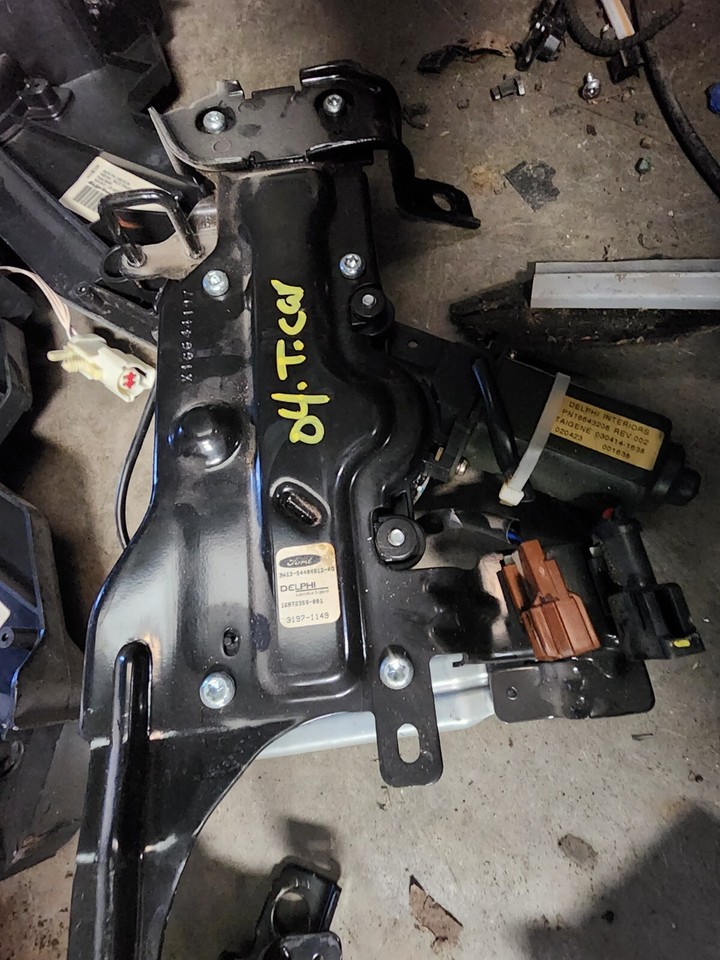 2003-2004-2005-2006-2007 LINCOLN TOWN CAR TRUNK LOCK RELEASE MOTOR ...