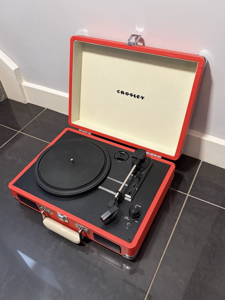 Crosley Cruiser Turntable Suitcase Vinyl Record Player Red | eBay UK