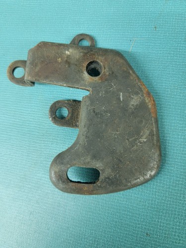 ORIGINAL 69 396 BIG BLOCK CAMARO HURST MUNCIE 4 SPEED SHIFTER MOUNTING ...