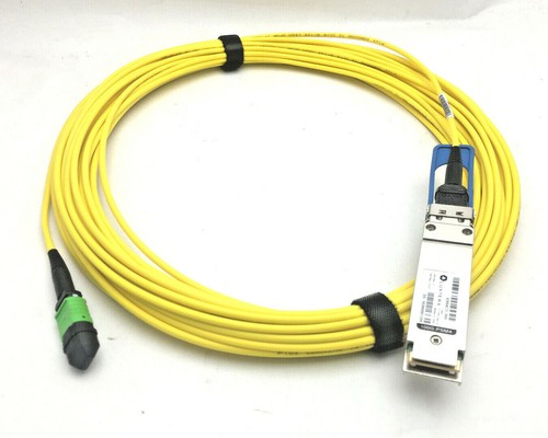 Luxtera LUX42604CO-MT1500 100G 21CFR 1040.10 42604CO-15M Class 1 PSM4 ...