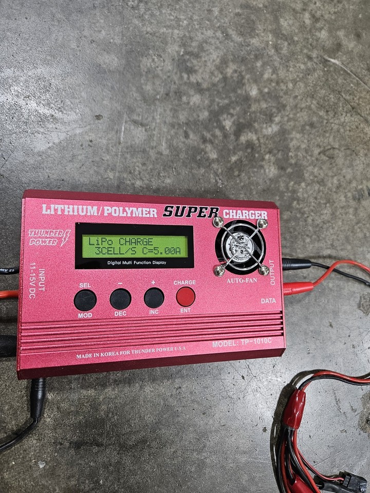 Traxxas E-Maxx Brushless RTR (Many RPM Upgrades) + charger + new 3s ...