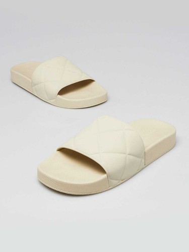 Bottega Veneta Beige Quilted Rubber Slide Sandals Size 5.5/36 | eBay