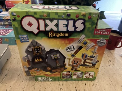Qixels Kingdom Weapons Workshop Includes 800 Cubes NEW Sealed In Box | eBay