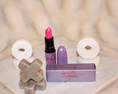 MAC Kelly Yum-Yum Satin Lipstick Sharon & Kelly Osbourne Collection New ...