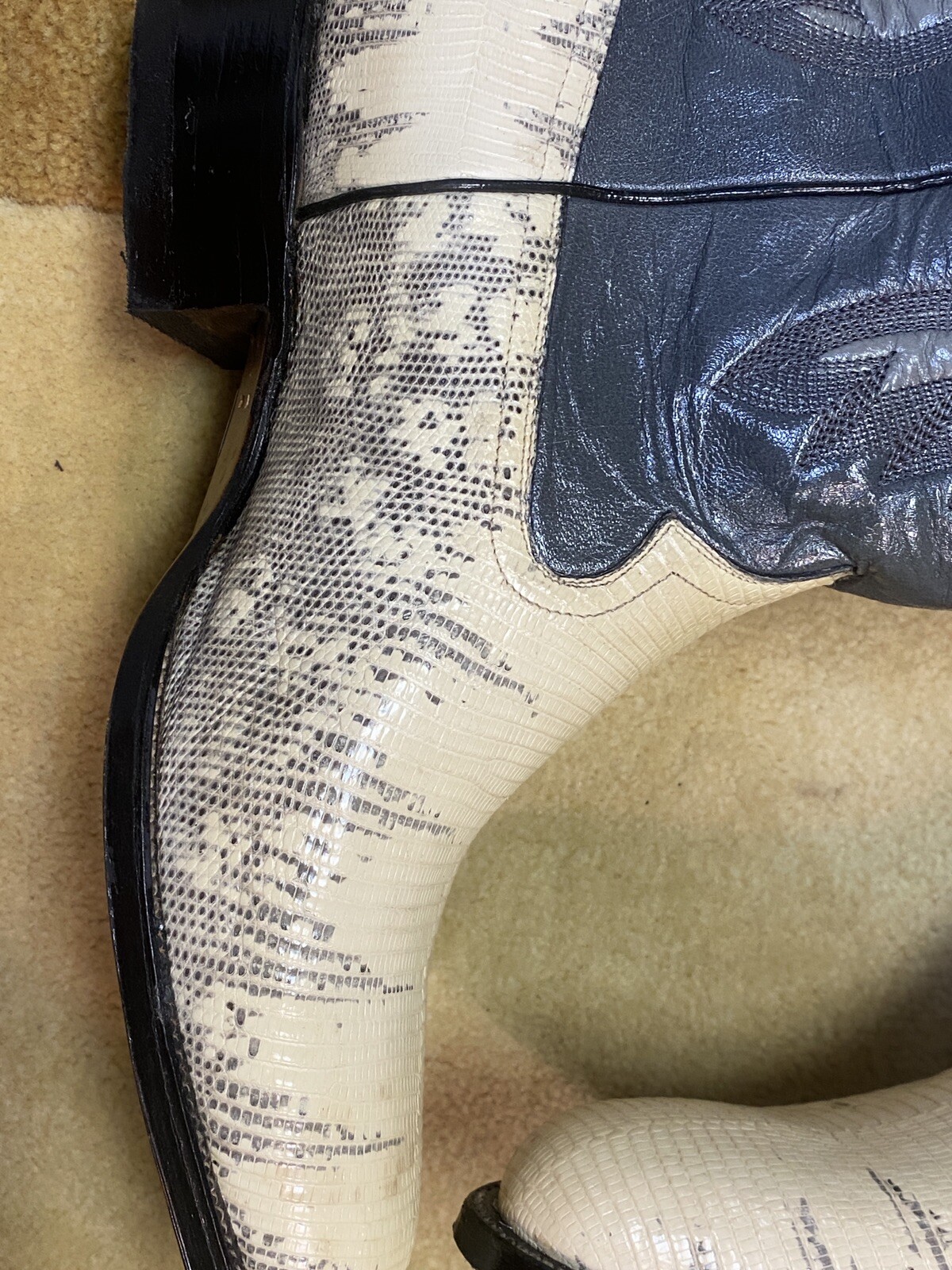 Vintage Handmade Leon Mexico Lizard Hand stitched Cowboy Leather Boots ...