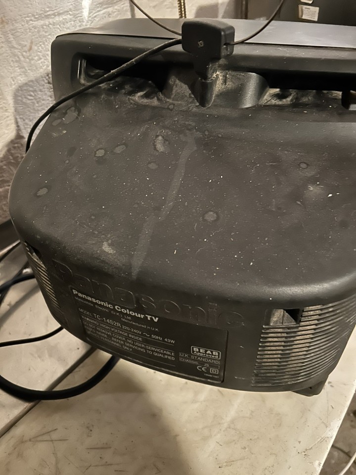 Panasonic TC14S2R 14" Retro CRT TV Gaming Television SCART | eBay UK