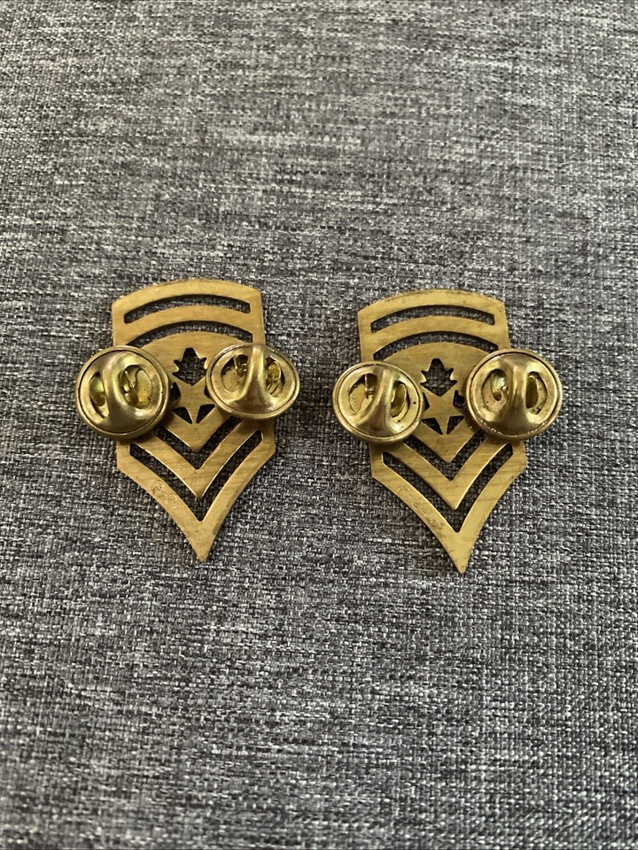 Pair of Metal Gold Command Sergeant Major P-24 Rank Insignia Badges Hat ...