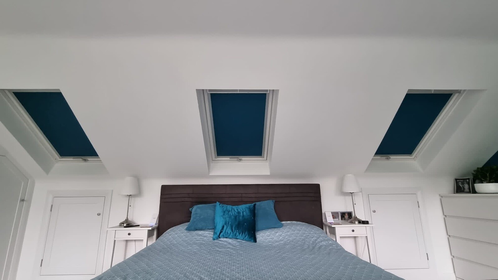 1 X Custom Colour Blackout BNIB Velux Blind GGL Code MK04 Roof Skylight ...