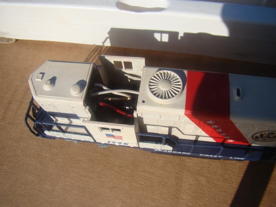Vintage AHM HO Scale 5012 N Spirit of "1776" GP-18 Locomotive | eBay