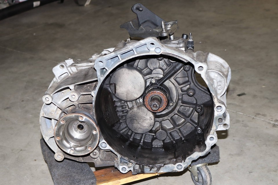 2006-2007 2010-2013 VW GOLF - 6-Speed Manual Transmission 02Q300045A | eBay