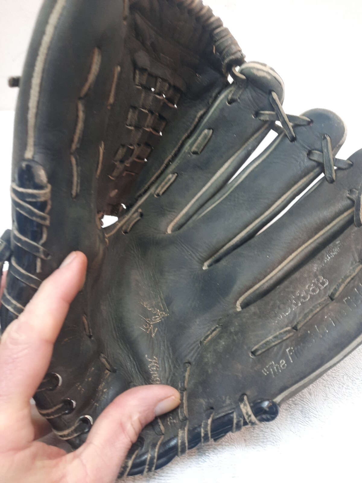 Rawlings+Fastback+Baseball+Glove+12%E2%80%9D+RHT+Black+Leather+RSE36B ...