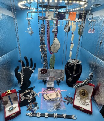 MASSIVE 50+ Pc. Jewelry COLLECTION From Rings To Coins, Banknotes ...