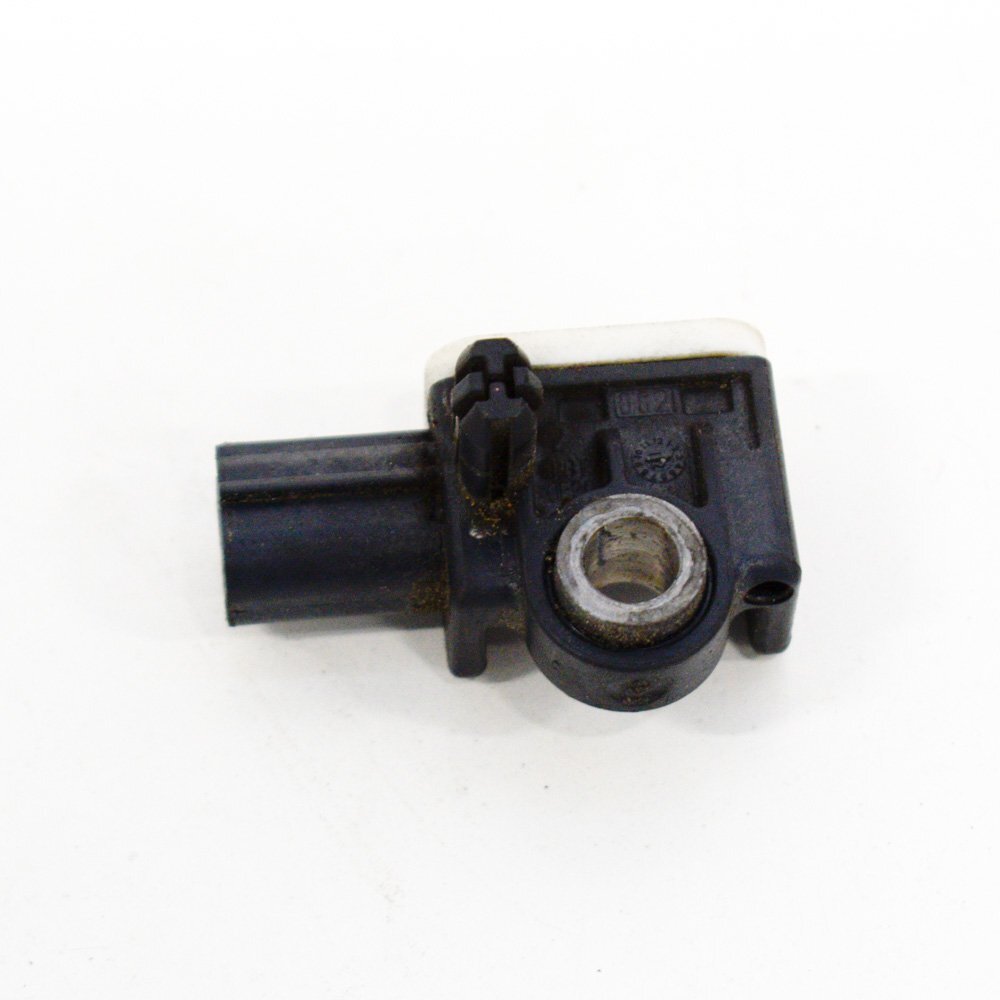 Ford Focus MK3 1.0i 74Kw Rear Right Impact Sensor 8V4T-14B006-AA 2012 ...