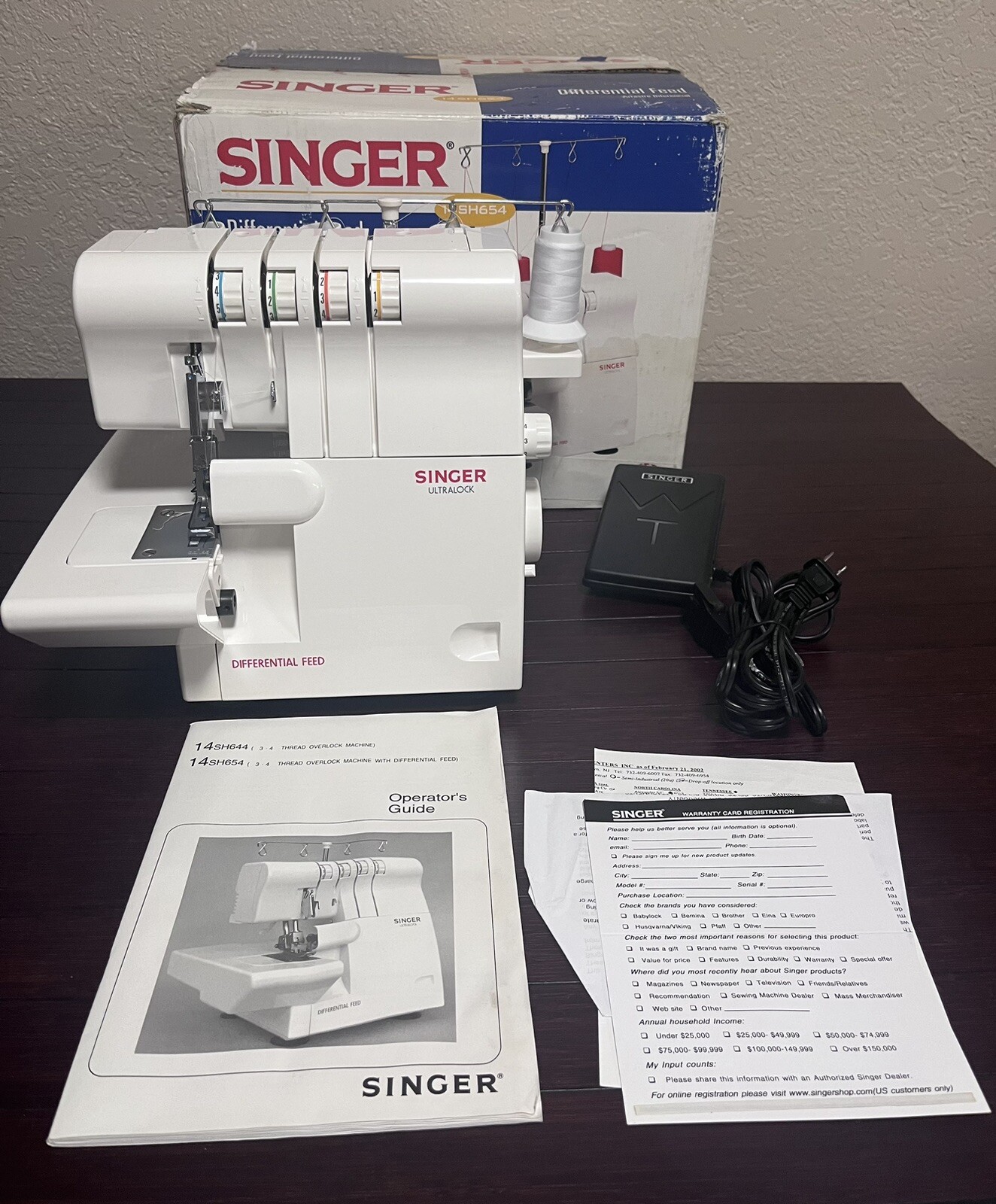 SINGER | Finishing Touch 14SH6540 Differential-Feed Serger Sewing ...