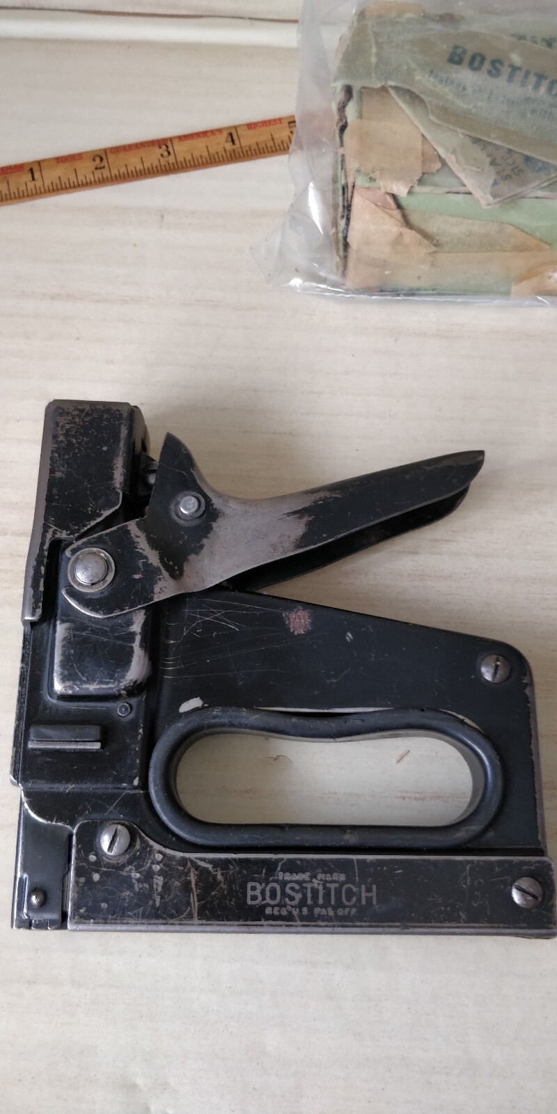 Bostitch T-5 / T5 Staple Gun + Matching Staples - Made in USA - Hi ...