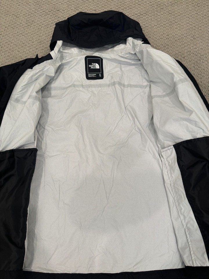 The North Face Men's Venture 2 Dryvent Waterproof Hooded Rain Shell ...