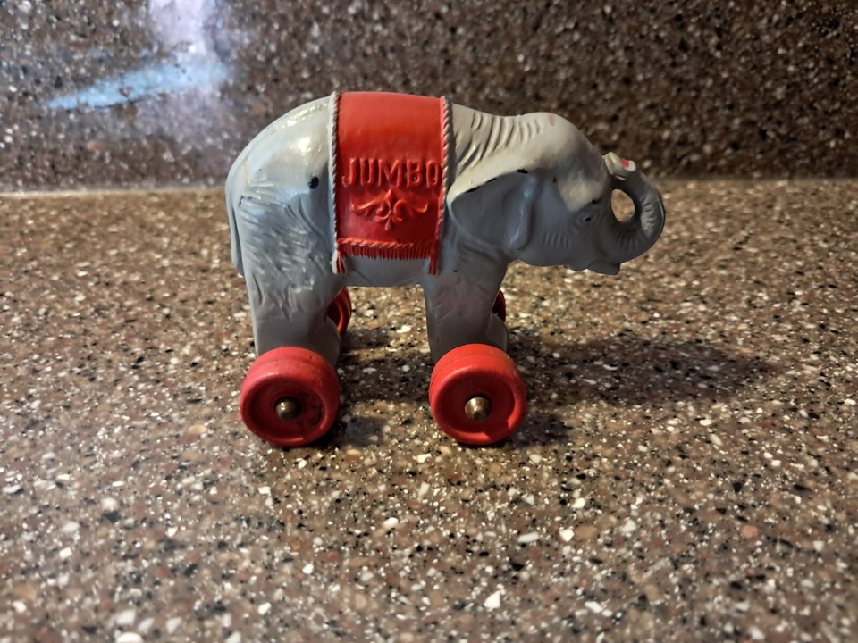 Vintage Jumbo the elephant on wheels pull toy | eBay