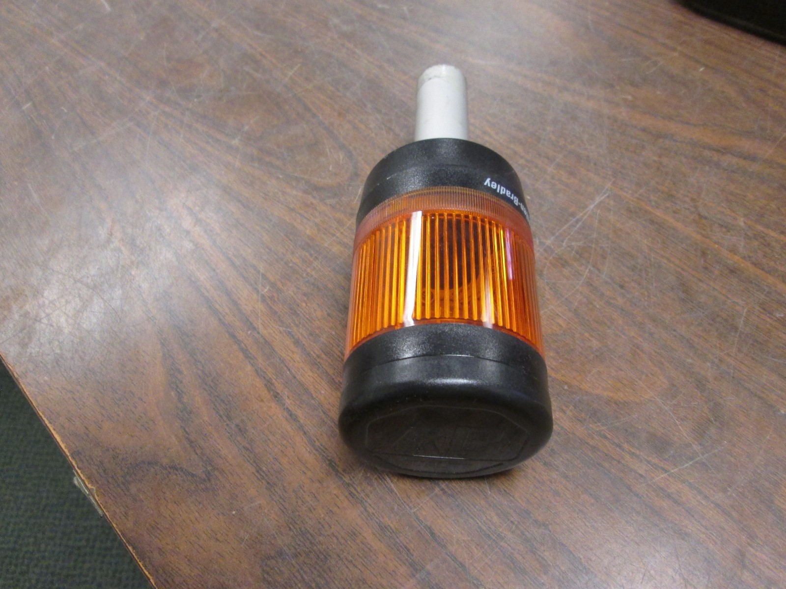 Allen-Bradley Stack Light 855T-B24FNS 24V 271mA Flashing Incandescent ...