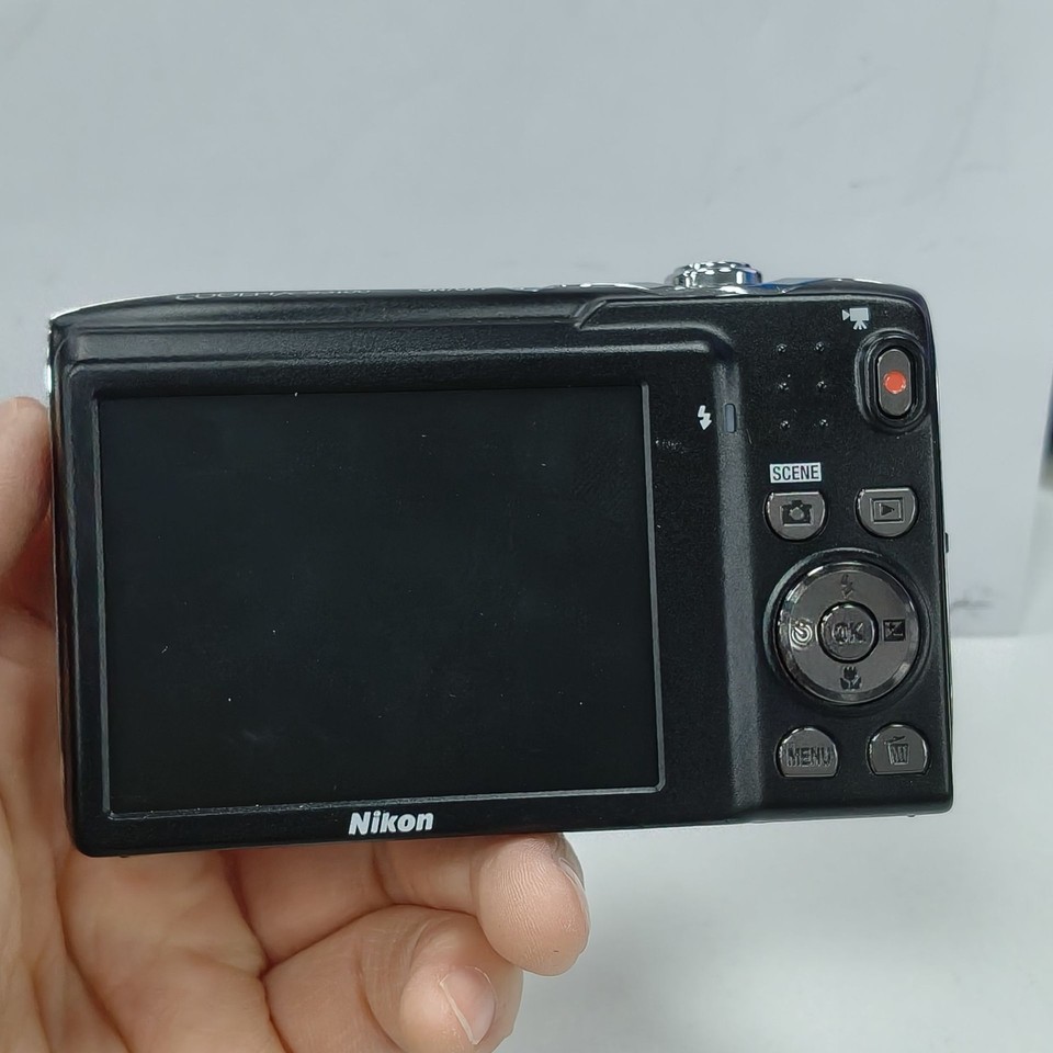 Nikon COOLPIX S3100 Digital Camera 14.0MP 5x Optical Zoom W/ SD Card ...