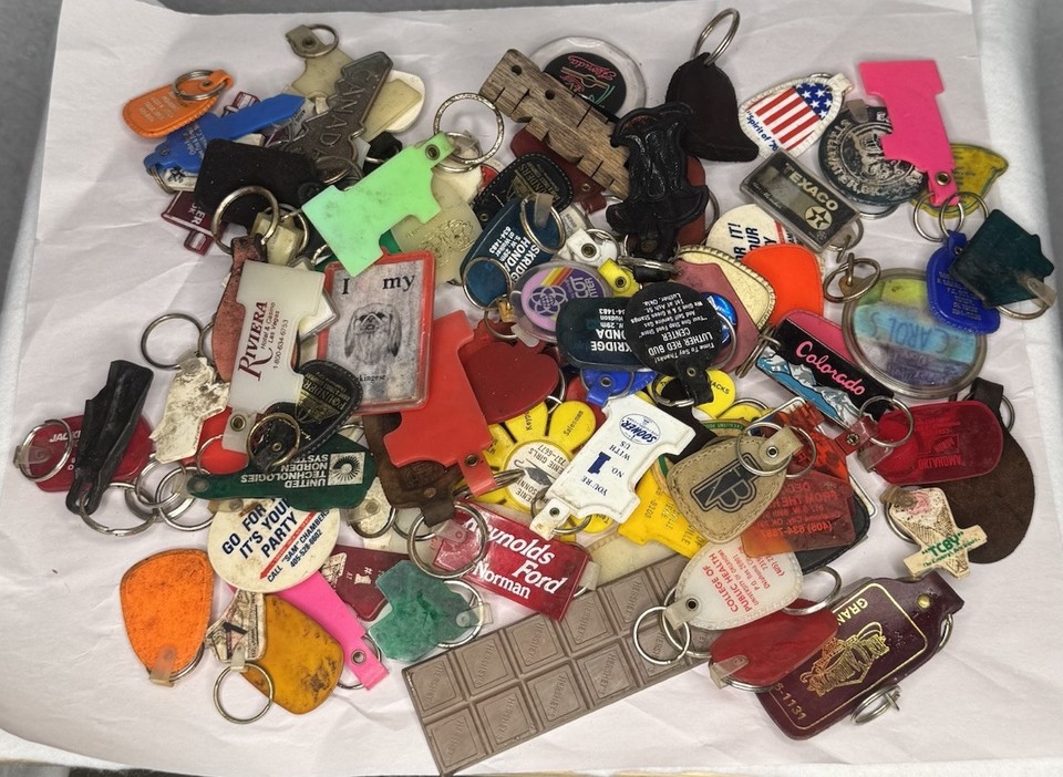Huge Vintage 100pc Keychains Lot Advertising Souvenir Novelty Auto Misc ...